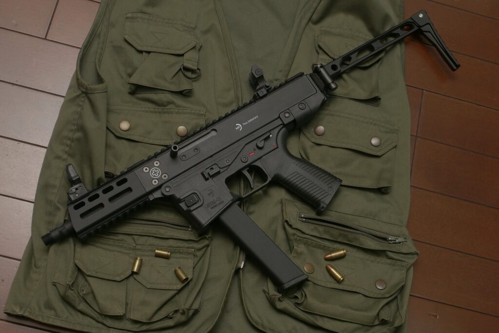 Lambda Defence B&T GHM9-Gに純正アルミCNC M-LOKハンドガードセットを組み込む | 新・テレビの中からこんにちは。Ⅱ